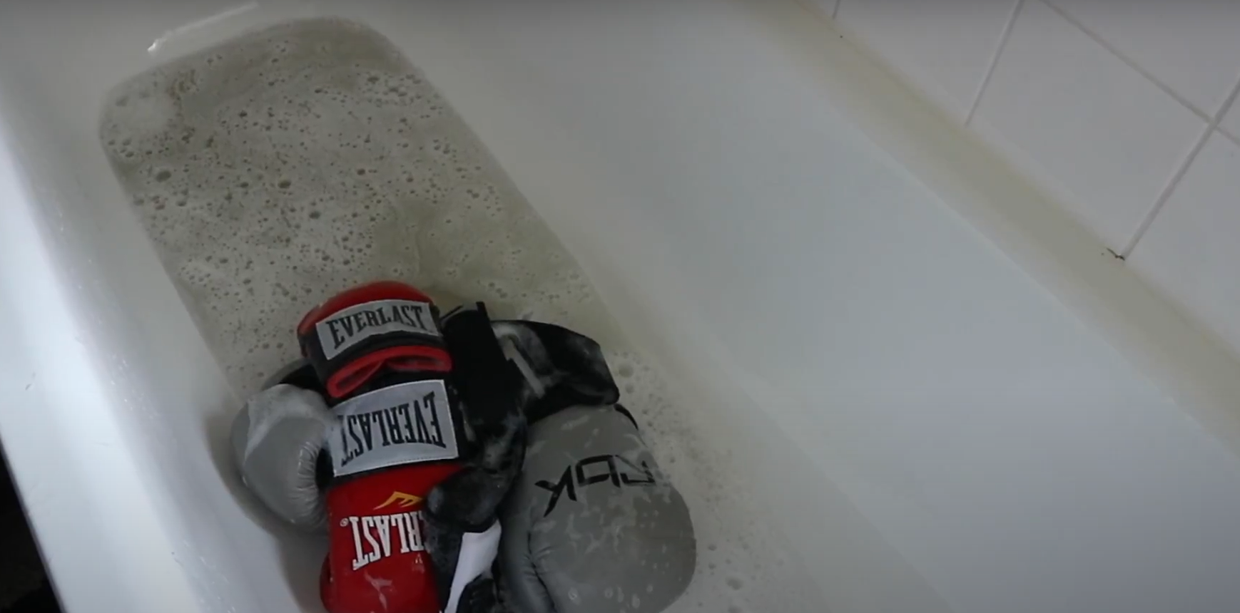 How to Clean Boxing Gloves? - CleanerProfy